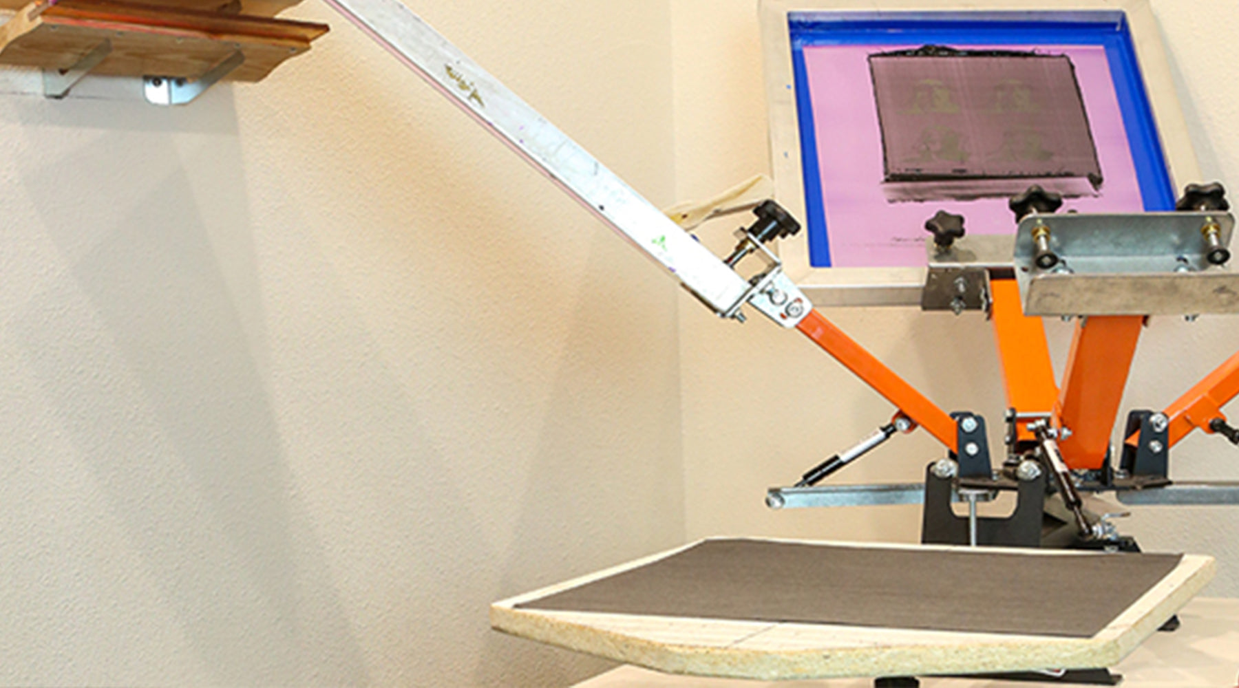 How to Maximize Space in a Small Screen Printing Shop | Screen Print Direct